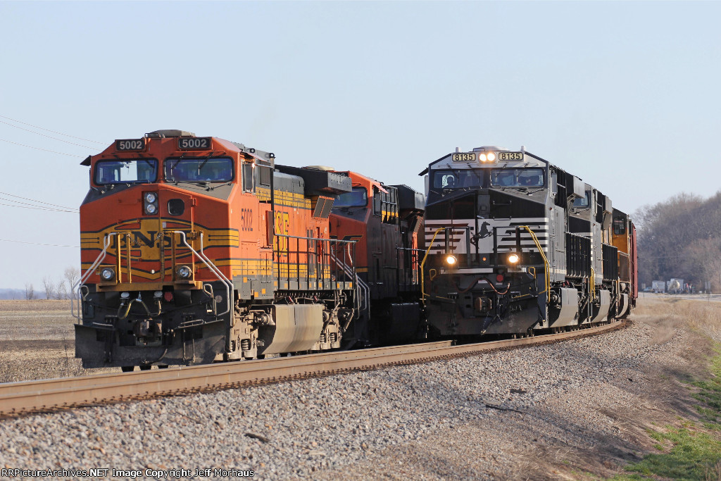 BNSF 5002